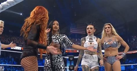 Smackdown Recap And Reactions Survive Rcagesideseatspro