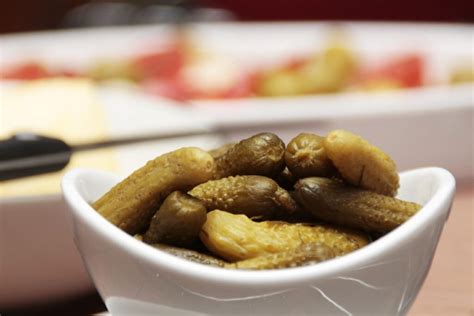 Cómo elaborar tus propios pepinillos en vinagre caseros