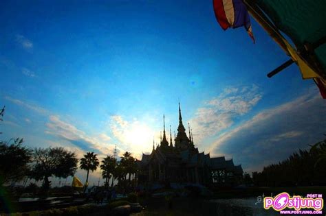 วัดหลวงพ่อโต สรพงศ์ ชาตรี วัดสวยใน นครราชสีมา