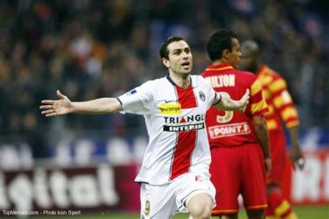 Psg Pauleta Rend Hommage à Ibrahimovic