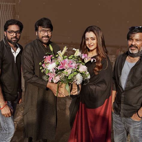 Chiranjeevi చిరంజీవి స్పీడ్‌కు అసలు రీజన్ అదేనా డబుల్ స్పీడ్‌లో