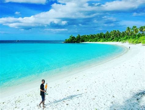 Intip Keindahan Pantai Pasir Putih Oyama Kepingan Surga Di Banggai