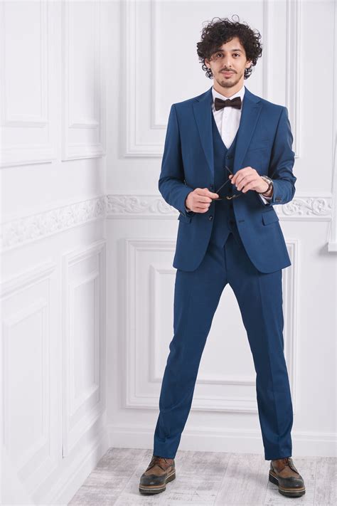 What Color Dress Shoes With Navy Suit A Complete Guide Shoes