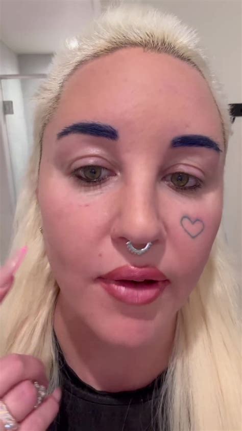 Amanda Bynes Opens Up On Having Self Esteem Boosting Eyelid Surgery Metro News