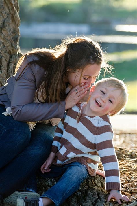 Más De 50 000 Imágenes Gratis De Madre Hablando Con Su Hijo Y Madre