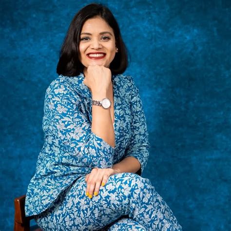 Nimisha Thapliyal (@rjnimishatalks) • Threads, Say more