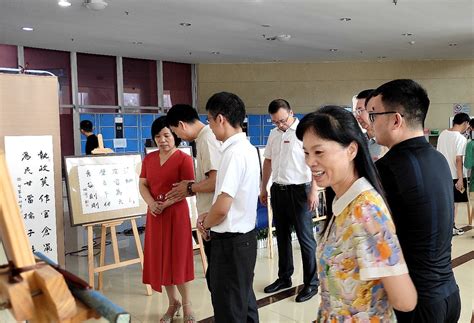 【党风廉政建设宣教月】“扬师德师风 创清廉汽院”廉政书法作品展开展 湖北汽车工业学院新闻网