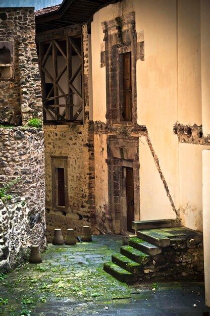 Edificio Antiguo Foto Premium