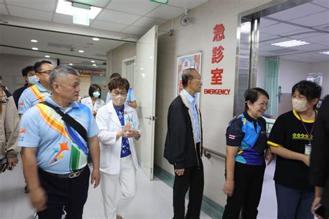 恆春基督教醫院 好消息 本院特聘家庭醫學科and職業醫學科－顏簡美珠醫師 學經歷： ‧義大醫院職業醫學科主任 ‧義大醫院家庭醫學科主治醫師