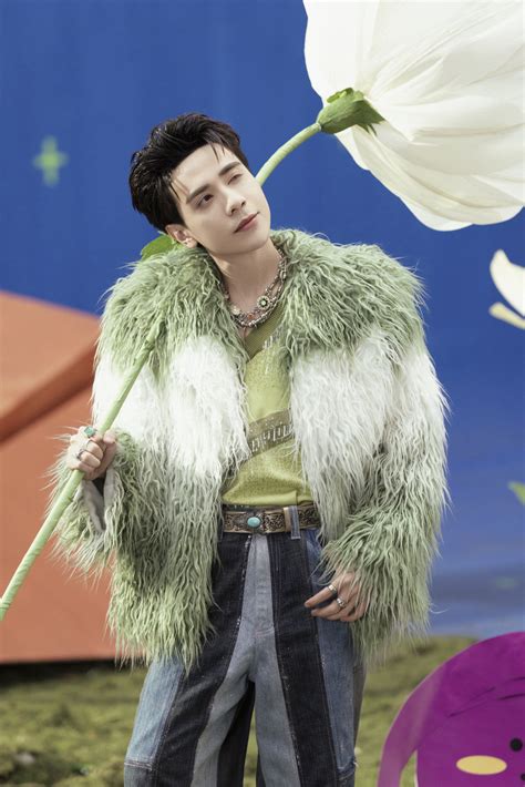 1000 Fan Hò Hét Khi Quang Hùng Masterd đánh úp” Bằng Chiếc Mv Cực Xịn
