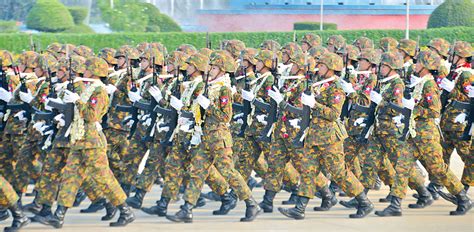 ၇၈ နှစ်မြောက် တပ်မတော်နေ့စစ်ရေးပြ အခမ်းအနား ကျင်းပမှု ဓာတ်ပုံမြင်ကွင်း Myawady Webportal