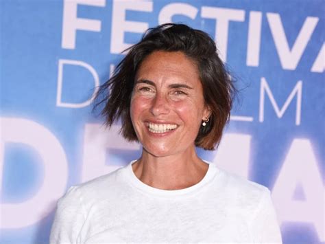 Folle inconsciente totalement immature Alessandra Sublet divorcée