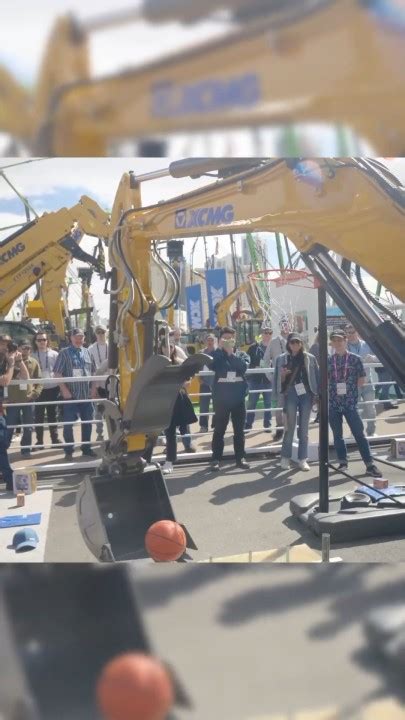 Video Alex Blevins On Linkedin Xcmg Group Conexpo Booth