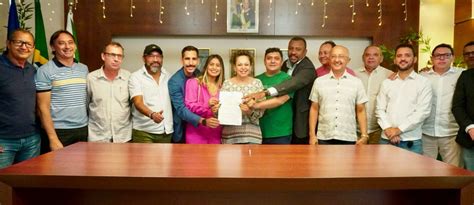 Prefeitura de Gurupi assina contrato empresa que prestará serviço de transporte coletivo na