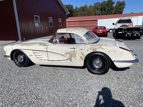 1960 Chevrolet Corvette Convertible White Whitered For Sale