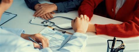 Premium Photo Couple Attend Fertility Consultation With Gynecologist