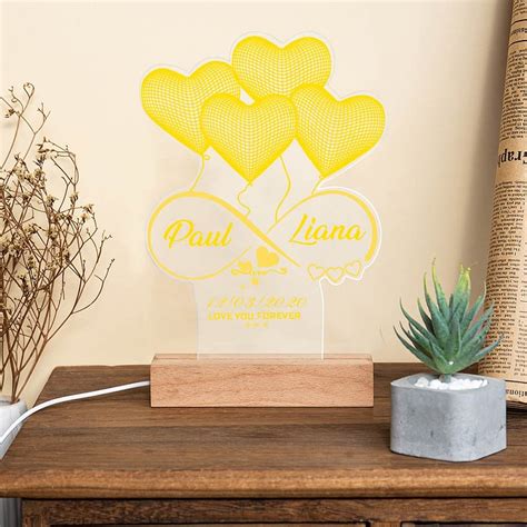 Lampe de chevet LED Lumières 2 Prénoms personnalisé avec date
