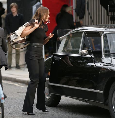 Laura Haddock Films A Dramatic Scene For Transformers The Last