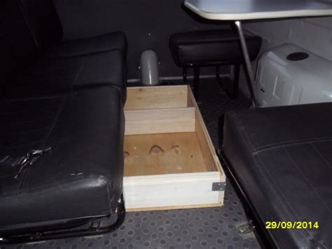 Ящик для ключей — УАЗ 3909 2 7 л 2010 года аксессуары Drive2