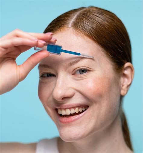 How To Use Eyebrow Gel Glowsly
