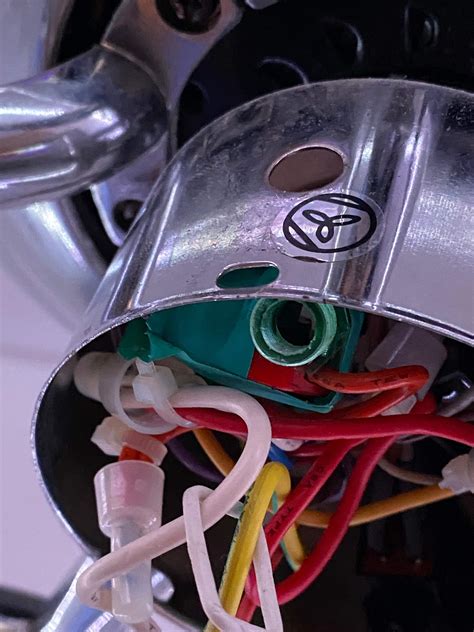 Zugschalter Schnur Vom Decken Ventilator Abgerissen Technik