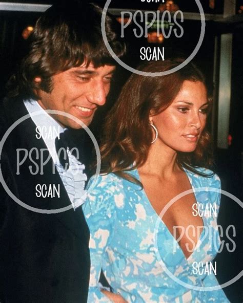 Raquel Welch Rare 1972 Paparazzi Candid Photo Eur 10 86 Picclick Fr