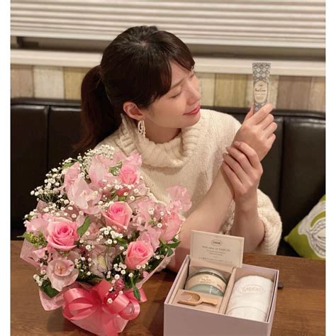 相沢まきさんのインスタグラム写真 相沢まきinstagram「結婚記念日もsabonのギフトボックスもらって、更にベルメゾンの限定