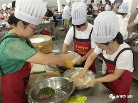 西瓜包子、小金鱼、花蝴蝶 各式面点 争奇斗艳”