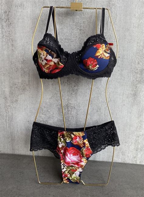 Комплект белья — ціна 140 грн у каталозі Комплекти Купити жіночі речі за доступною ціною на Шафі