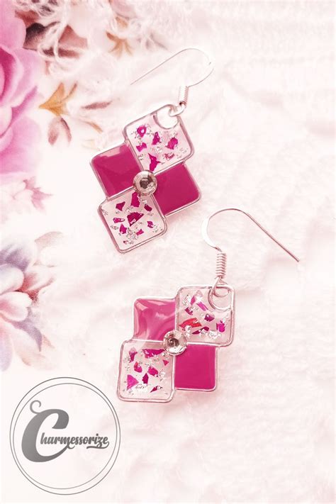 How To Make An Uv Resin Jewelry Diy Fashion Accessories Craft