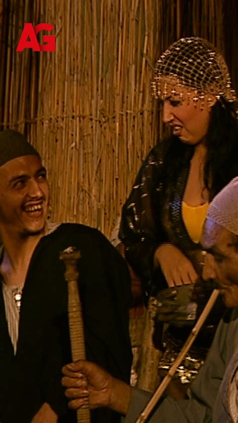 نسر الصعيد زين وصلتله إخبارية ان في حفر بيتم في سرية في البلد