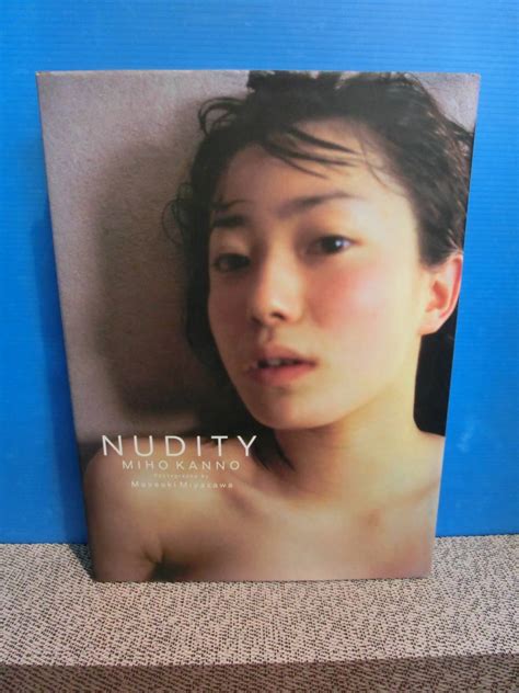 【やや傷や汚れあり】 菅野美穂写真集 Nudity ヌーディティ 宮澤正明撮影 1997年13刷の落札情報詳細 ヤフオク落札価格検索 オークフリー