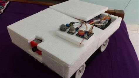 Teleoperated Robot For Sensing The Toxic Gases Duino