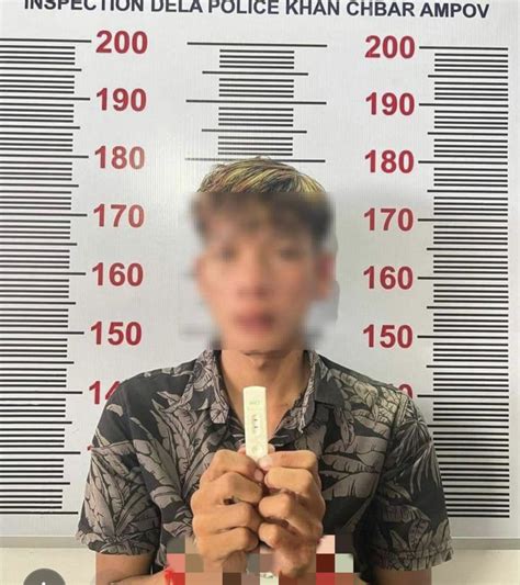 មន្ត្រីនៃការិយាល័យនគរបាលចរាចរណ៍ផ្លូវគោក គោលដៅផ្លូវជាតិលេខ១