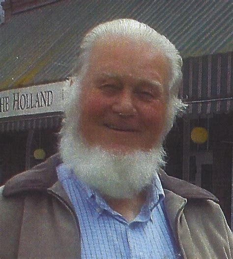 Moses Hunters Instagram Twitter And Facebook On Idcrawl