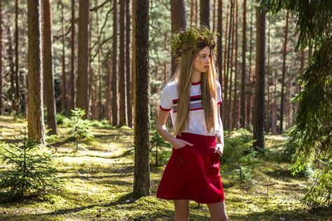 Wallpaper Nature Forest Women Outdoors Model 500px 2048x1366