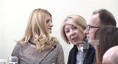 Слаѓана Тасева Youtube