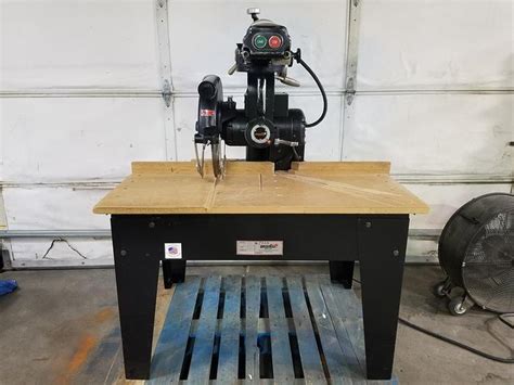 Radial Arm Saw