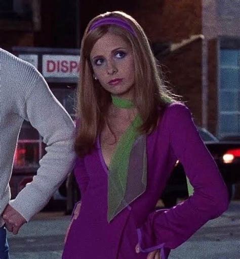 Adri 🦋🦊 𖦹 Sarah Michelle Gellar As Daphne Blake In 🎬 Scooby Doo