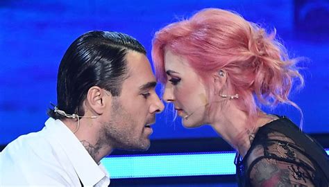 Oggi Un Altro Giorno Ema Stokholma Si Dichiara Ad Angelo Madonia