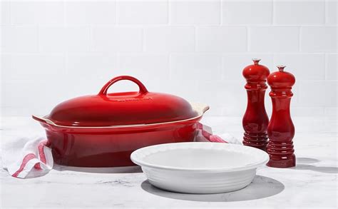 Le Creuset Stoneware Heritage Covered Oval Casserole 4 Qt