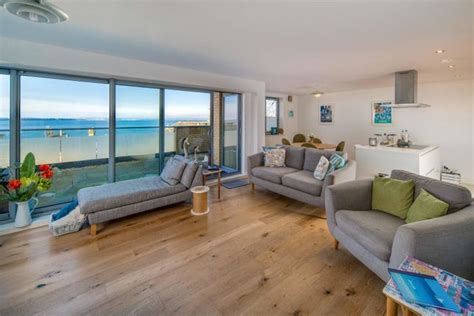 Homes For Sale In Cowes Buy Property In Cowes Primelocation