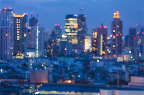 Senja Kabur Gedung Kantor Kota Bokeh Foto Stok Unduh Gambar Sekarang