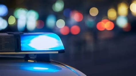 警方通报“34岁律师被捅伤致死”凤凰网