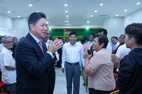 ពិធីសំណេះសំណាលជាមួយនិវត្តជនក្នុងឱកាសបុណ្យភ្ជុំបិណ្ឌប្រពៃណីជាតិ ថ្ងៃចន្ទ៧រោច ខែភទ្របទ ឆ្នាំច