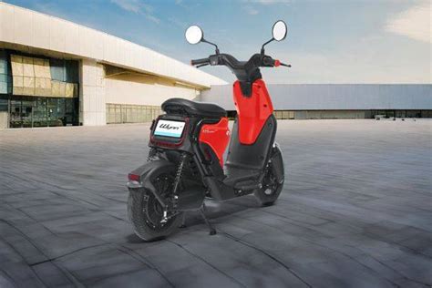 Yulu Wynn Price Km Range Charging Time Images Colours Mileage Reviews