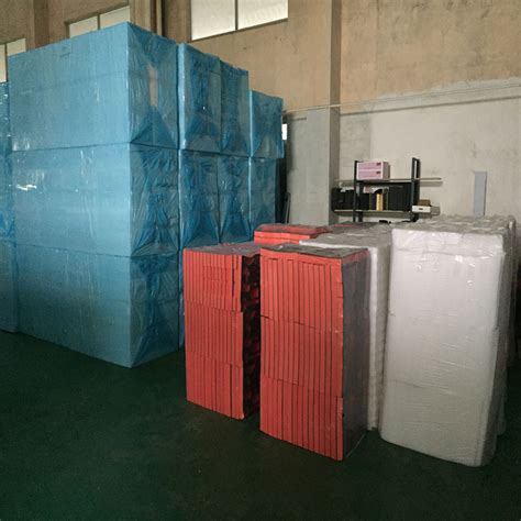 新品防静电eva内衬 Pe泡棉体育用品内衬eva卷材分切eva工具箱内托 阿里巴巴