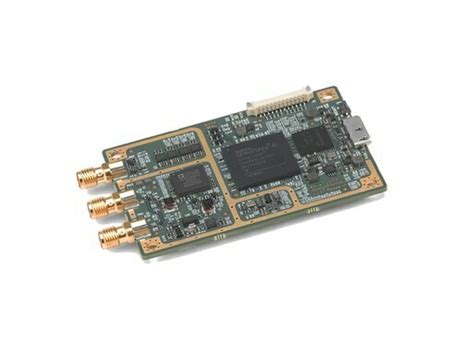 Digilent Ettus USRP B200m Ettus USRP B200mini 1x1 70MHz 6GHz SDR