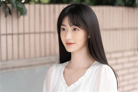 杨雨潼《东八区的先生们》开播 饰演杨沐熙诠释校园青涩初恋东八区的先生们初恋校园新浪新闻