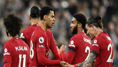 صنع ولم يسجل صلاح يساهم في انتصار ليفربول على نيوكاسل يونايتد بالدوري